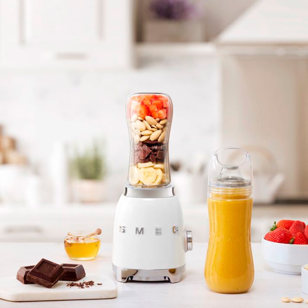 Стационарный блендер Smeg PBF01WHEU