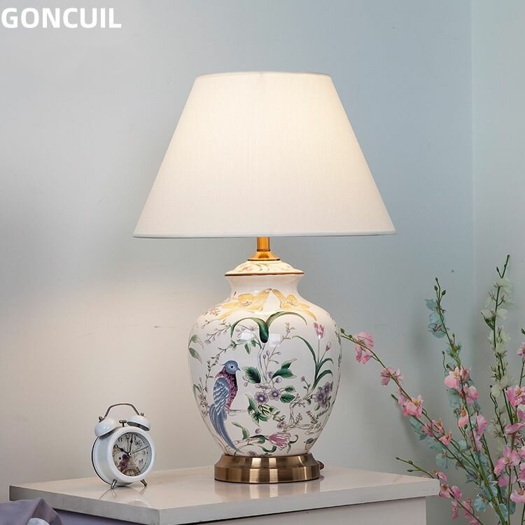 Керамическая настольная лампа в стиле ретро кантри, простая дизайнерская прикроватная лампа для гостиной, кабинета, спальни