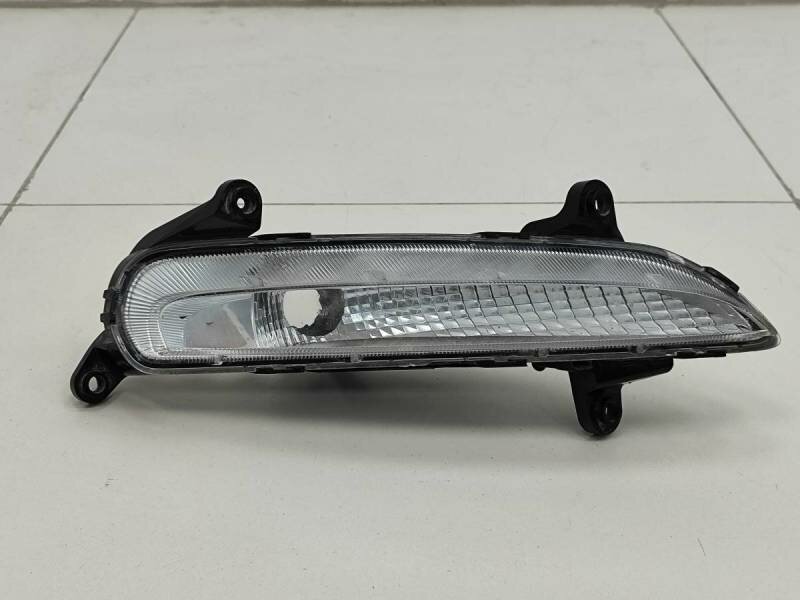 Фара дневного света правая ходовые огни Kia Ceed JD 2012-2018 кат.номер: 92208A2000