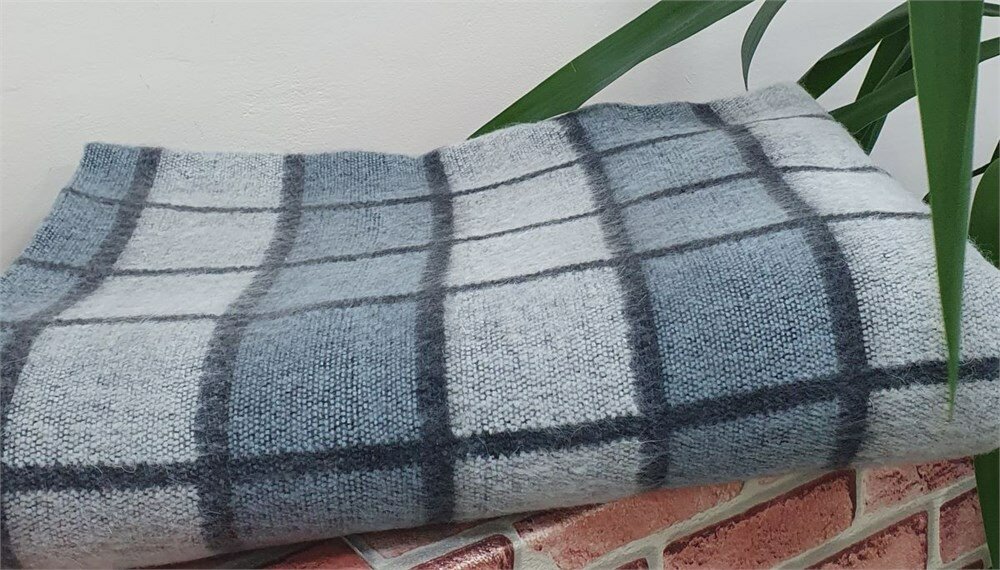 Одеяло полушерстяное (бело-серо-синяя клетка). Вулли Вул Текс 140х205