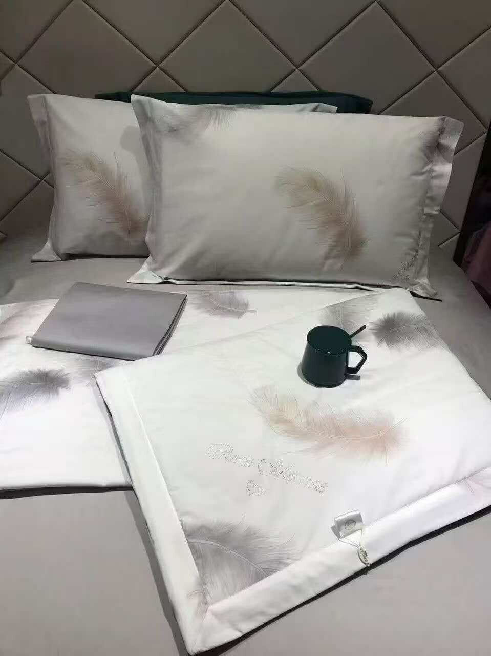 Комплект постельного белья с облегченным одеялом Maison D'or, 100% Хлопок, Евро, наволочки 50x70