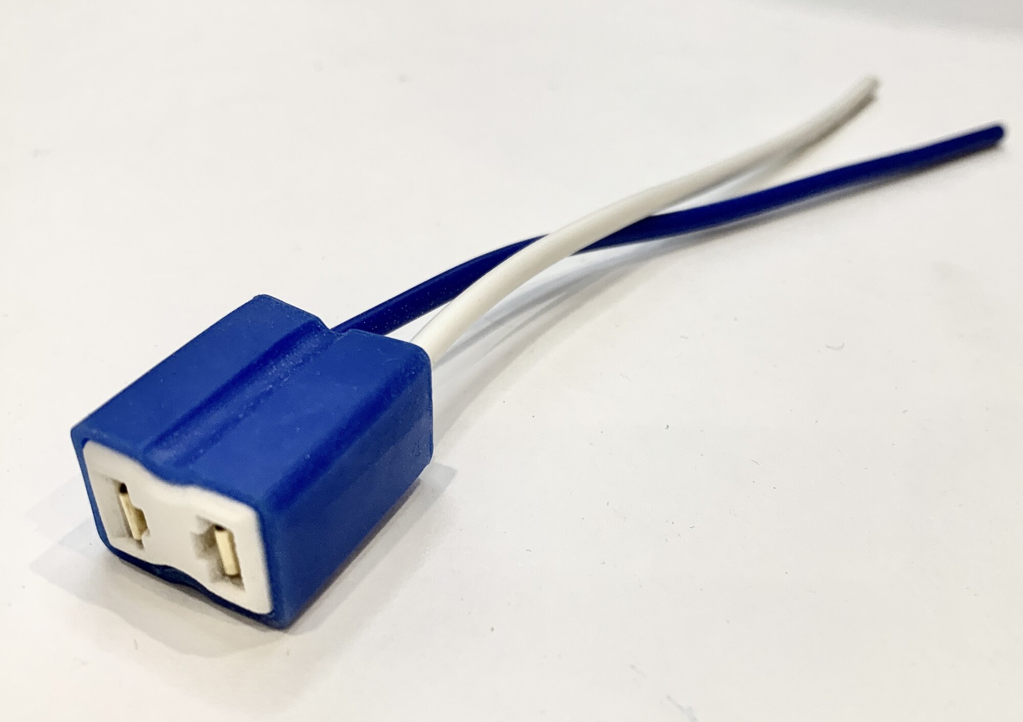 Патрон для галогеной лампы H7 с проводами (керамика)