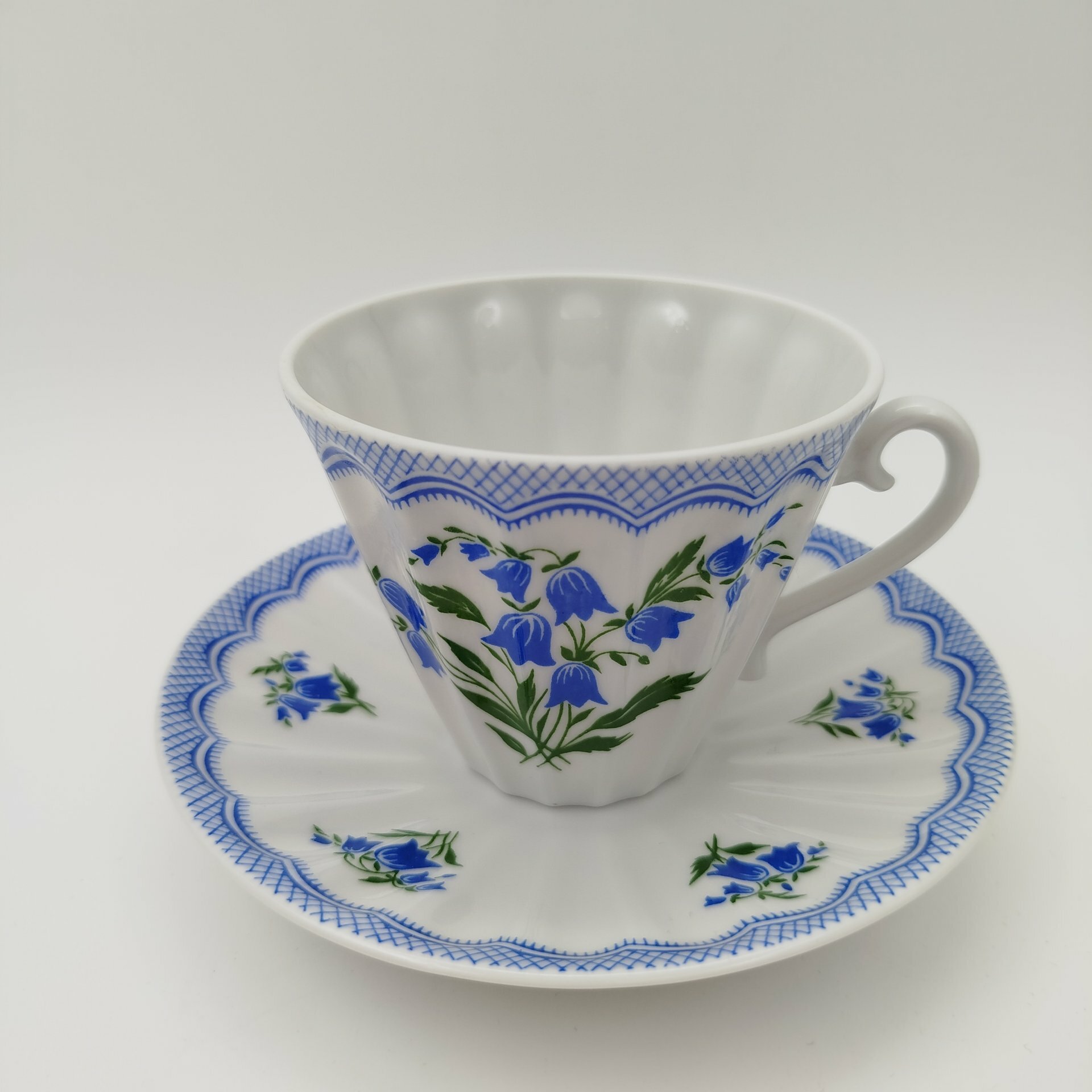 Пара чайная "Колокольчики", форма "Лучистая", фарфор, деколь