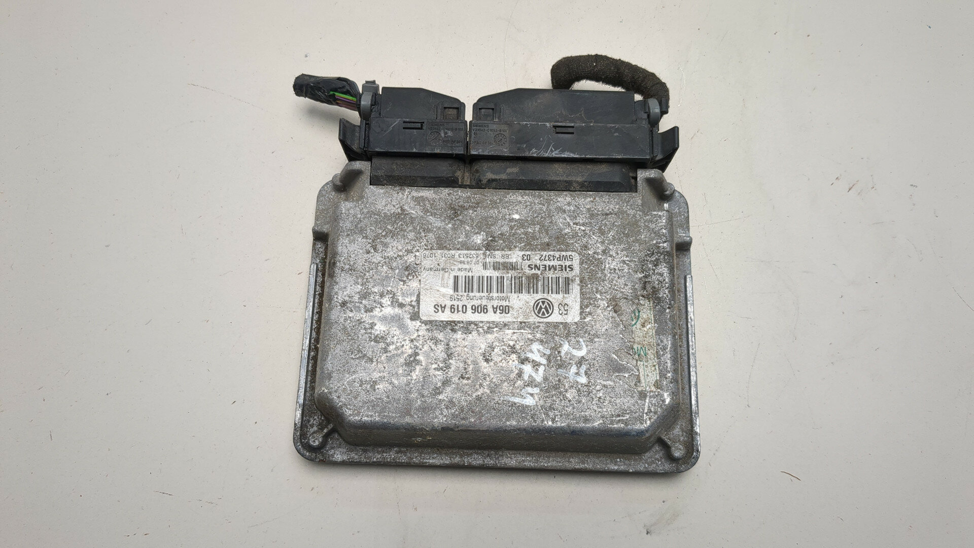 Блок управления двигателем Volkswagen Golf 4 Б/У