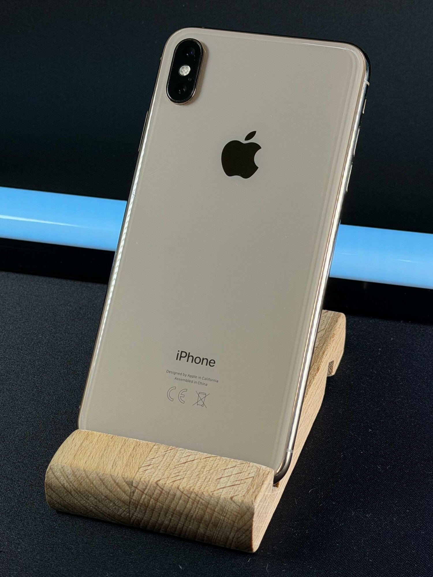 Смартфон Apple iPhone Xs Max, 256gb, Gold, RU, nano SIM + eSIM