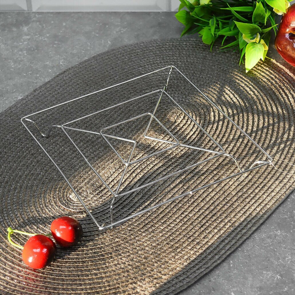 Подставка под горячее металлическая 17см, квадратная, серебристая, для кухни