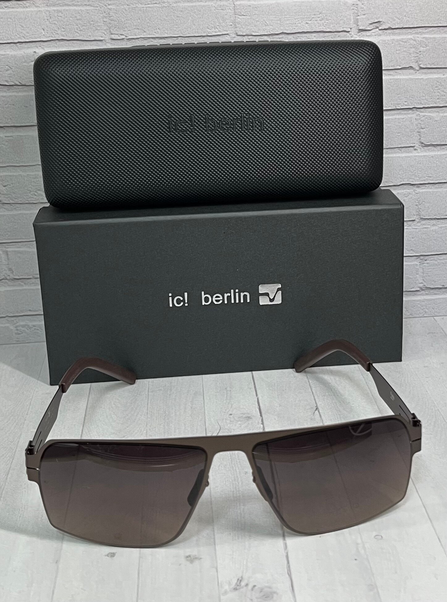 Солнцезащитные очки