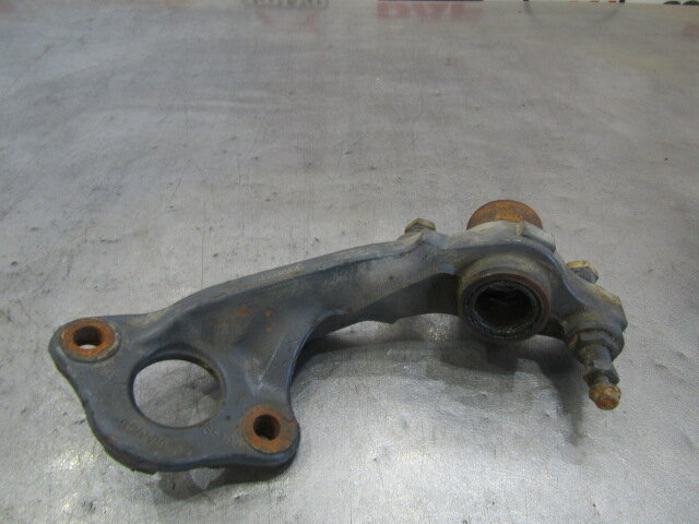 Кронштейн энергоаккумулятора передний левый Scania 6-series