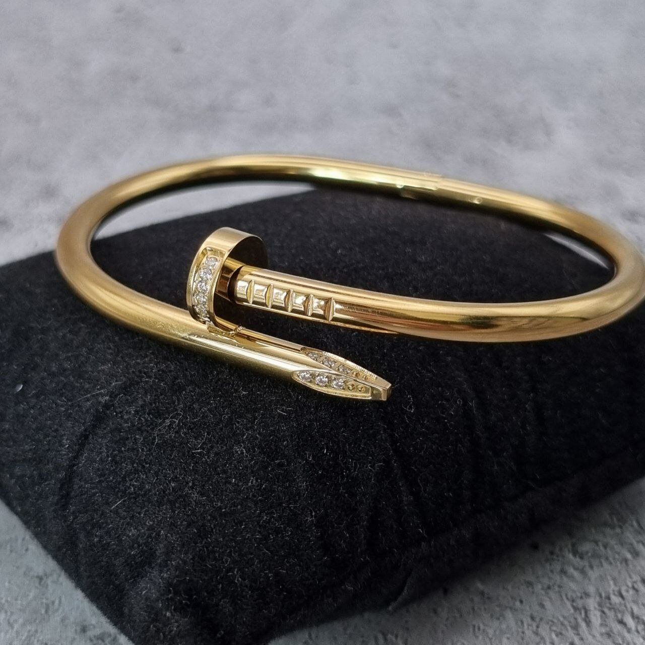 Жесткий браслет, кристалл, кристаллы Swarovski