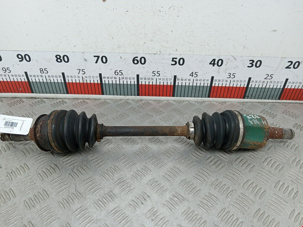 Полуось передняя левая (приводной вал шрус) Mazda 323 BA арт. 2232786