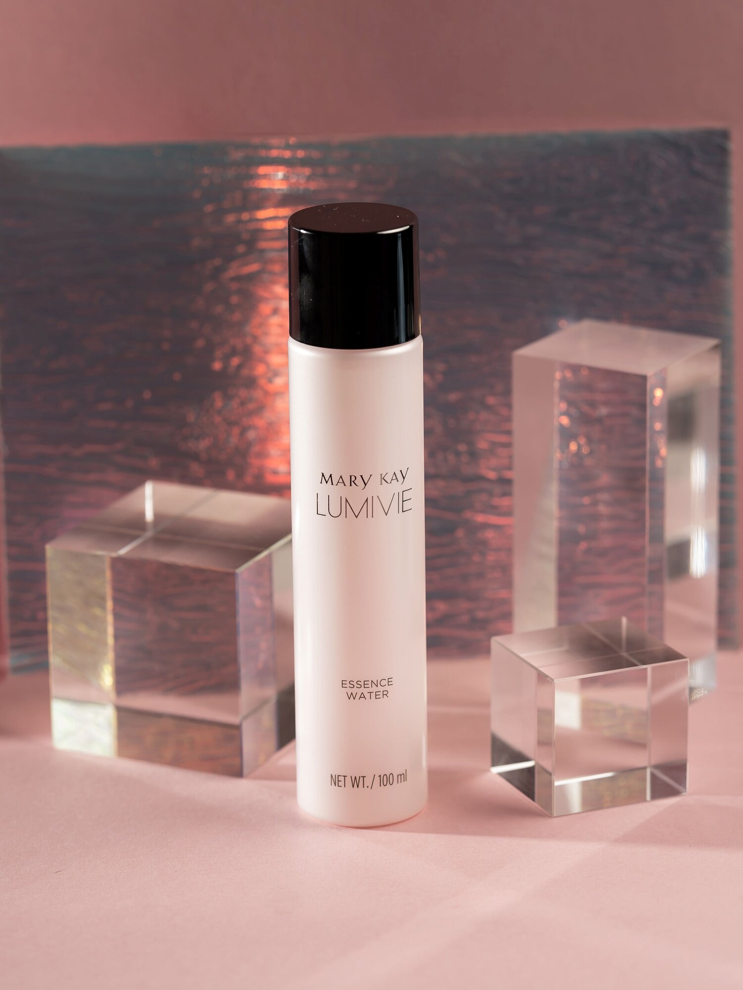 Эссенция-тоник для выравнивания тона кожи LumiVie Essence Water Mary Kay, 100 ml. Оригинал