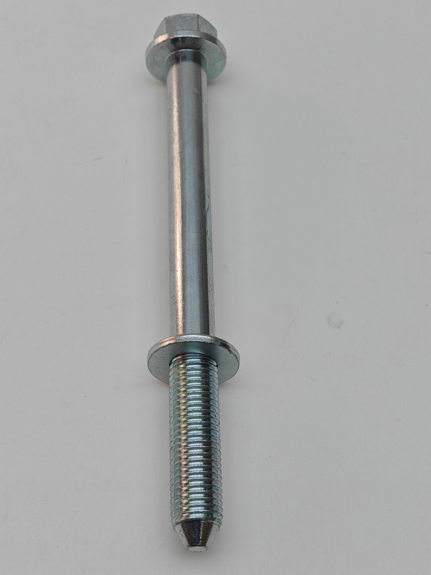 Болт крепления рычага (задний) M16x170 Ford Transit