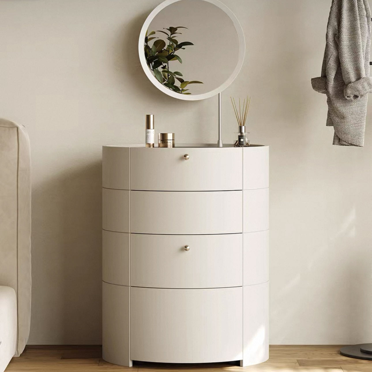 Интерьерный круглый туалетный столик-трансформер с зеркалом и пуфом Charmetton