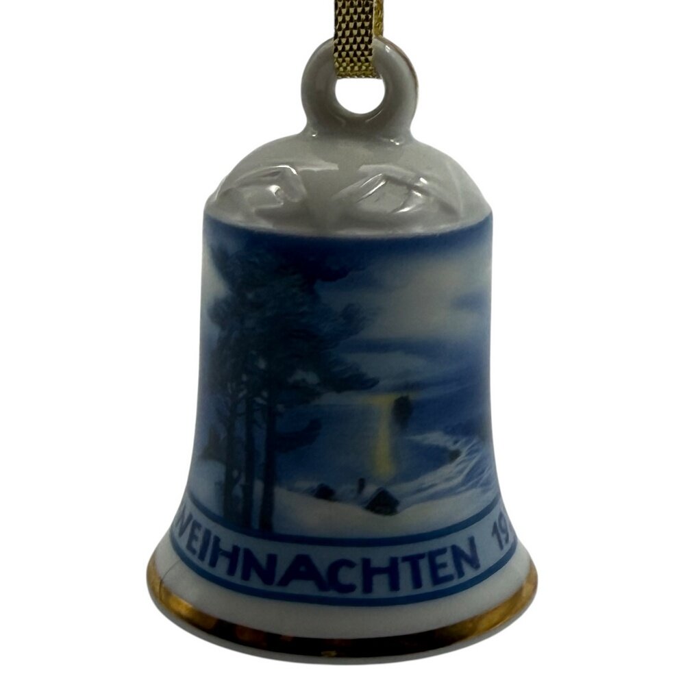 Колокольчик "Рождество 1935", 1999-2000 гг, фарфор, 22К, для Bradford Editions, Rosenthal, Германия