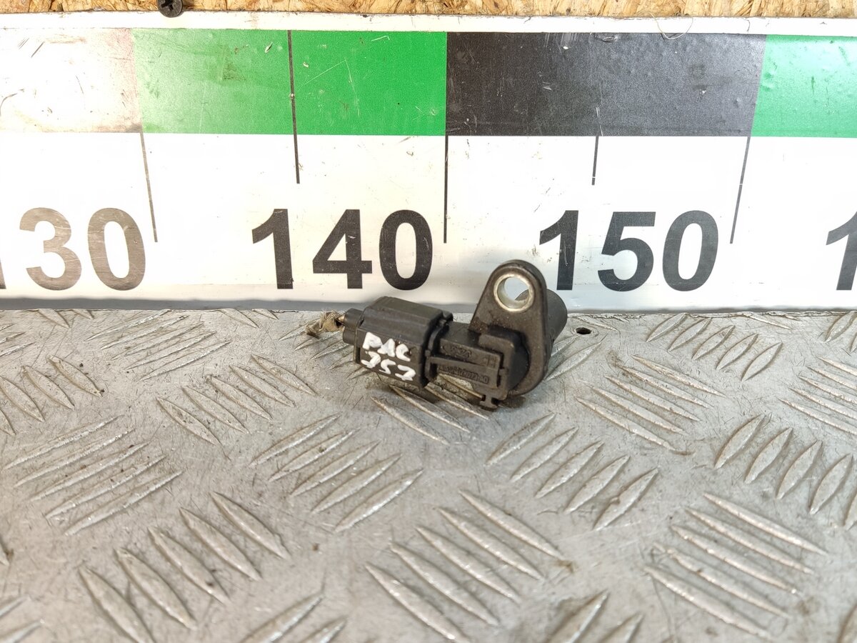 Датчик распредвала FORD Focus 2 2005-2008 1S7F12K073AD