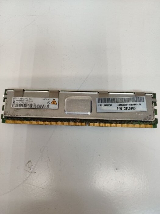 Оперативная память для серверных плат Qimonda 2Gb DDR2-667 PC2-5300F HYS72T256420HFD***