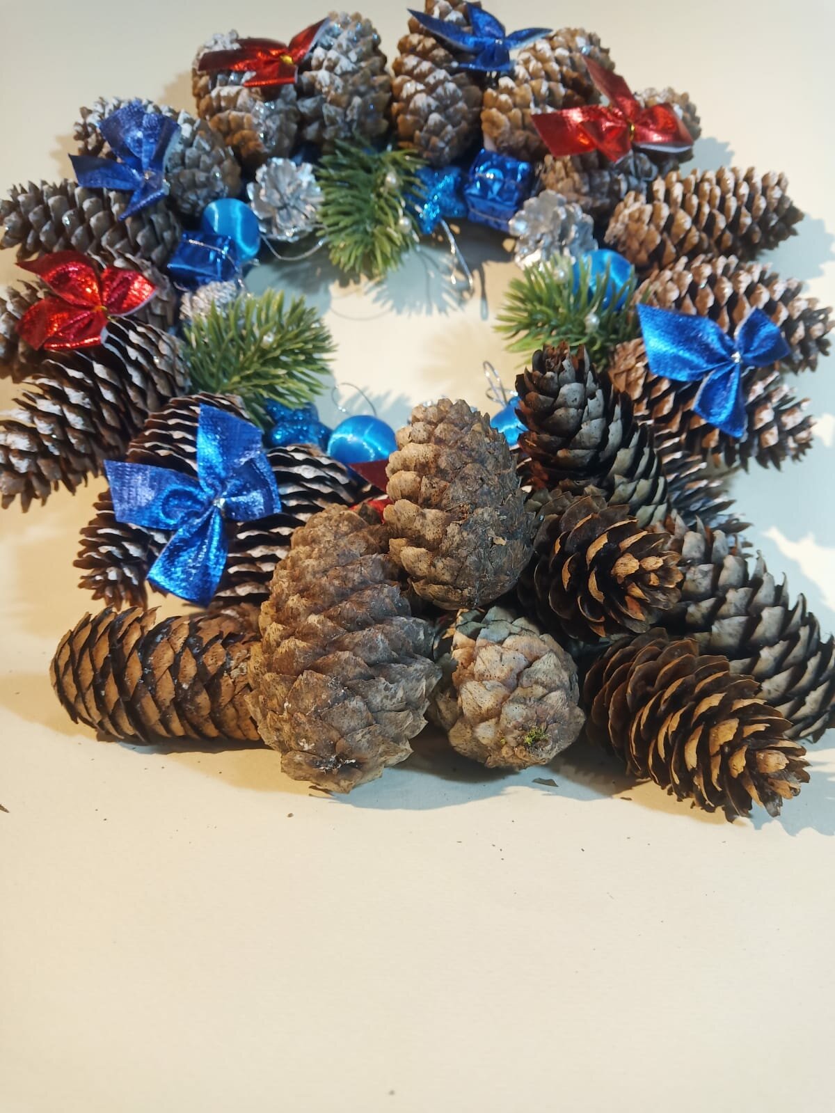 Шишки для декора