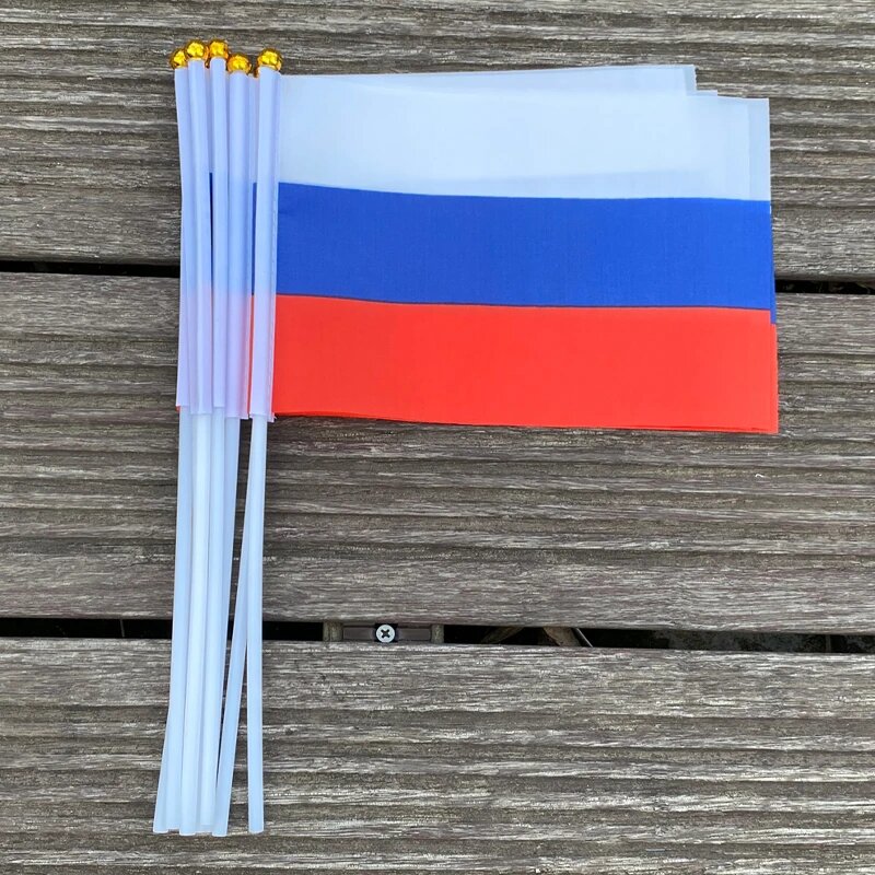 Флаги России xvggdg 100 шт.