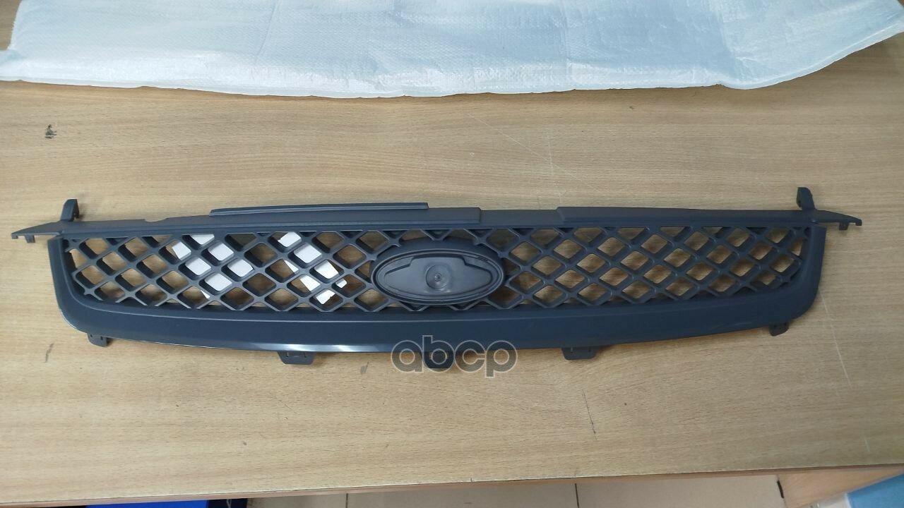 Решетка радиатора серая FORD: FIESTA 06-07 TYG арт. FD07254GAN