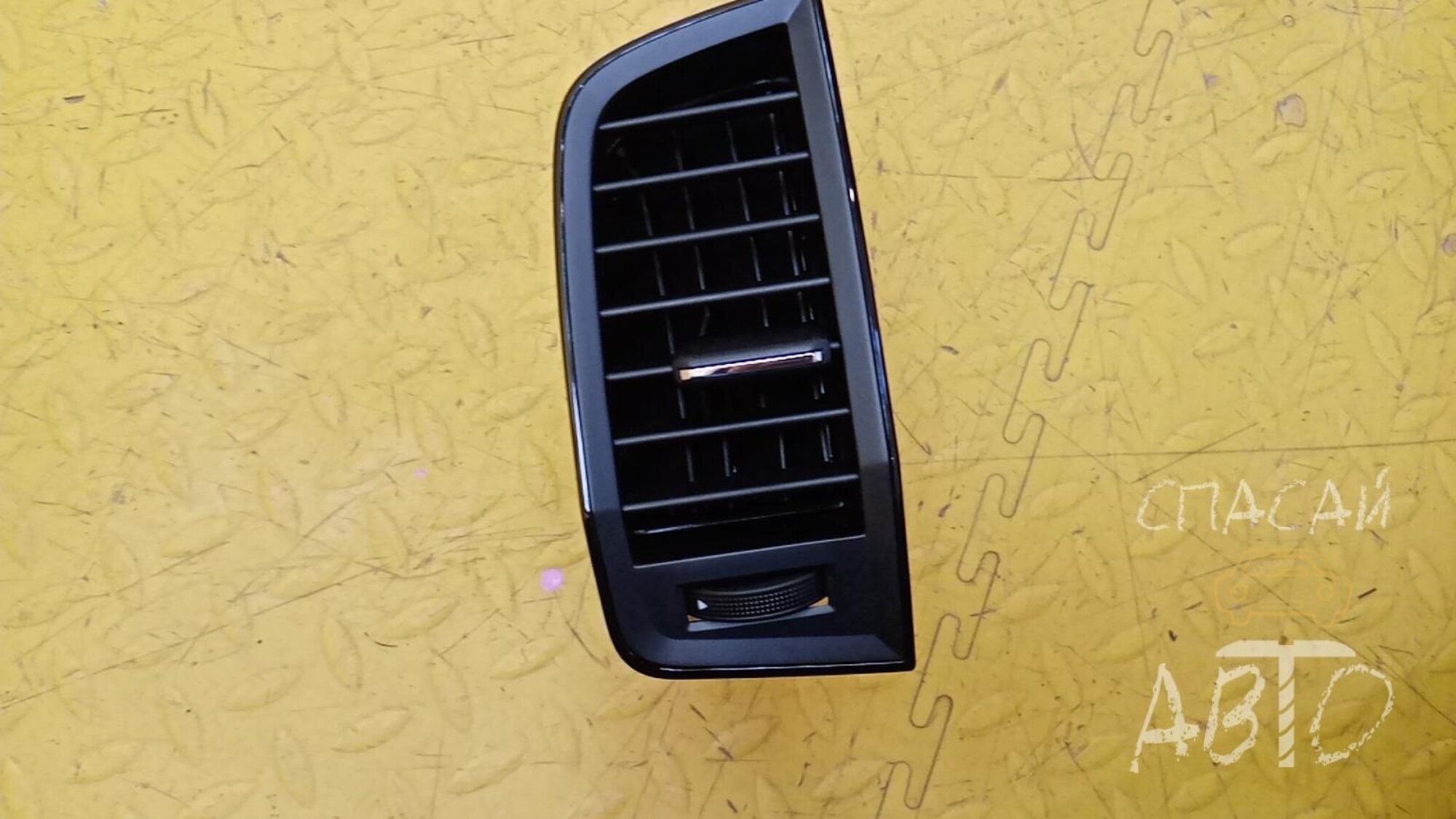 Дефлектор воздушный VAG 57A820951IRZ, для Skoda Karoq, черный