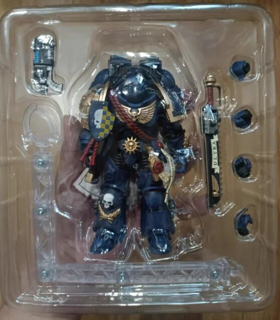 JOY TOY Warhammer 40K Фигурка UltramarinesCaptain с аккумулятором