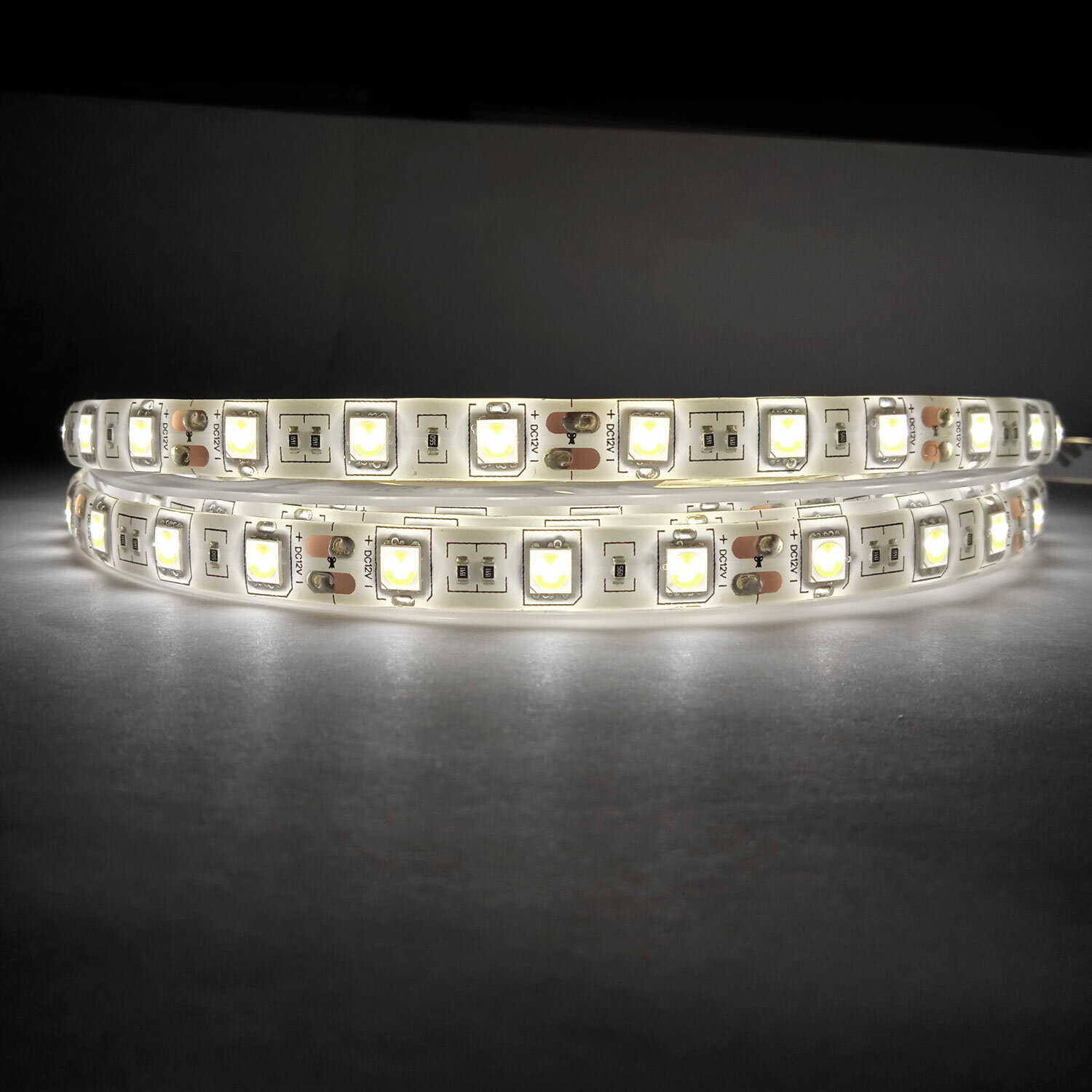Светодиодная лента 5050 12v 14.4 вт 60 led ip65 4500K 5м