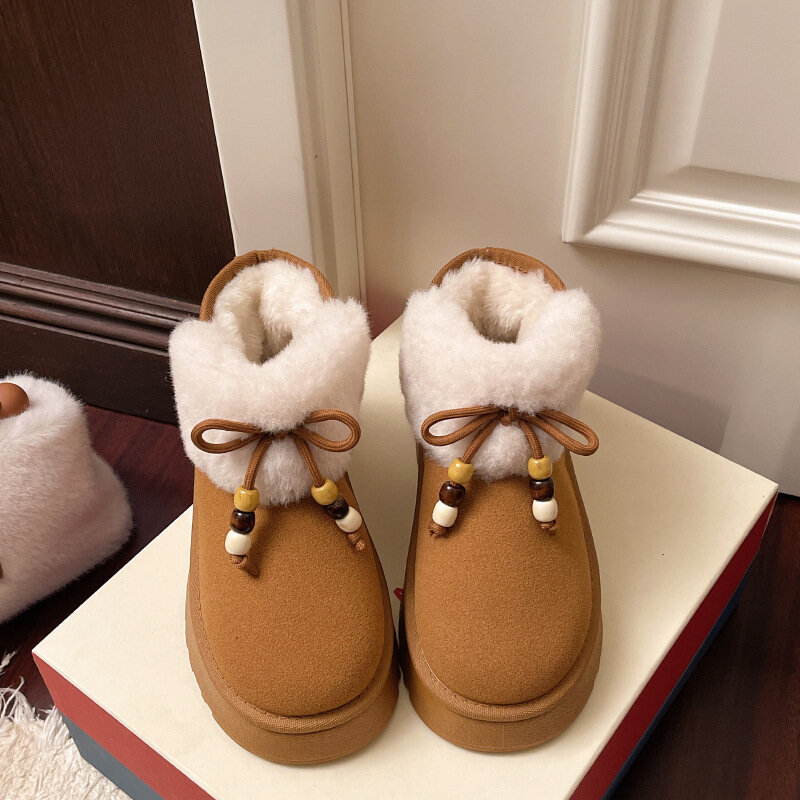 Утолщенные хлопковые ботинки с флисовой подкладкой в стиле северо-восточного Китая, новый стиль, теплые, с меховой подкладкой, короткие, с толстой подошвой для женщин, без застежки. Размер обуви. EU:40