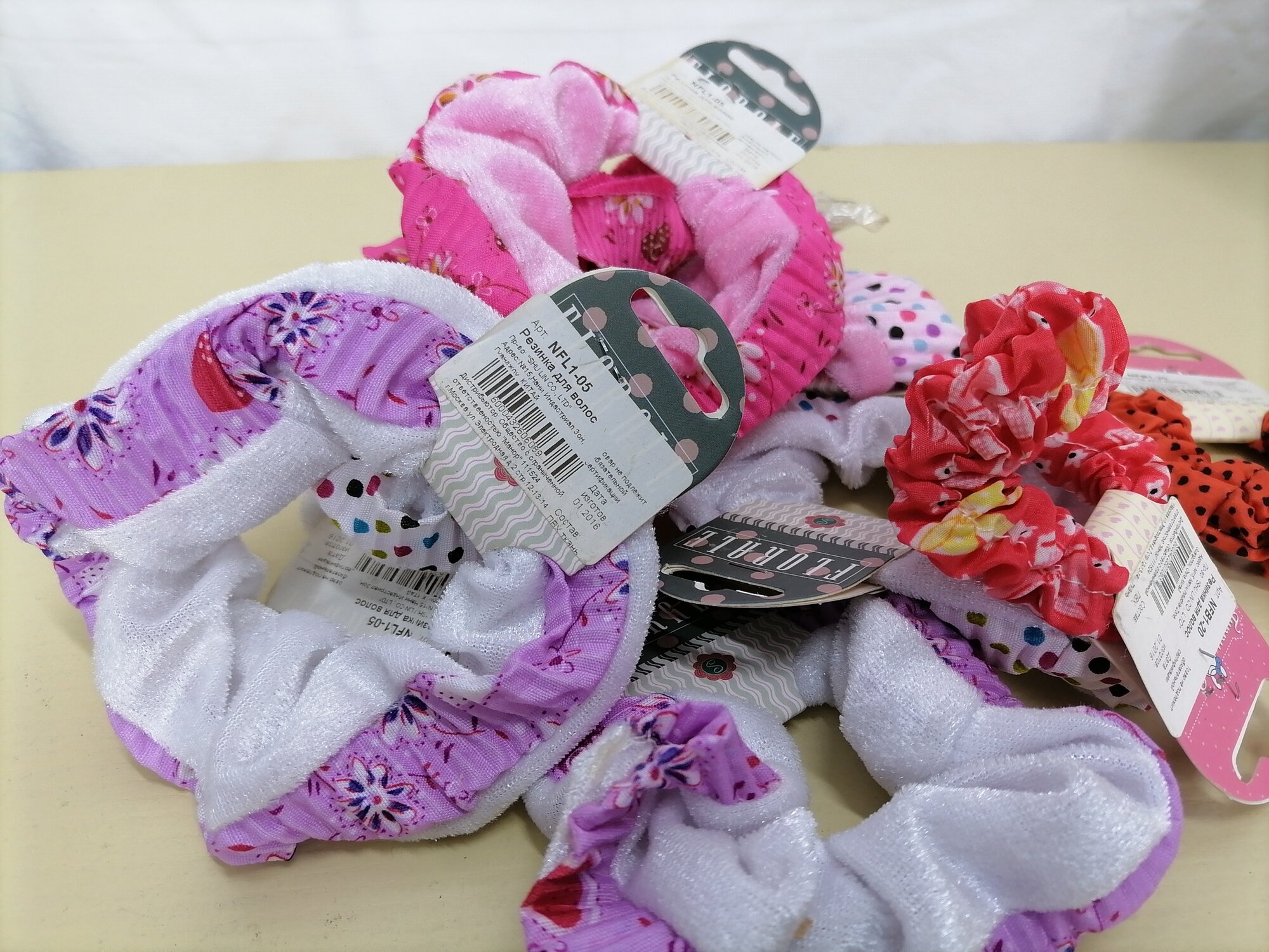 !09 набор 4 штук - Резинка для волос цвет розовый +сиреневый