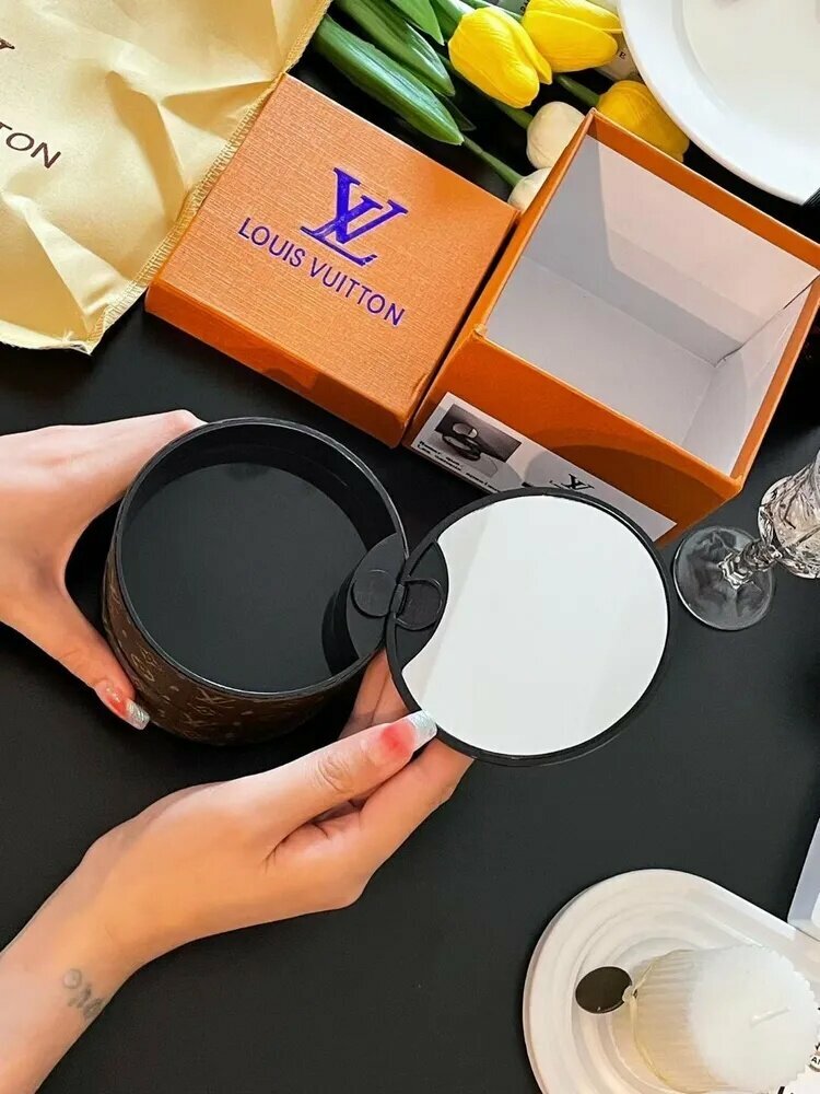 Louis Vuitton Шкатулка — фото 1