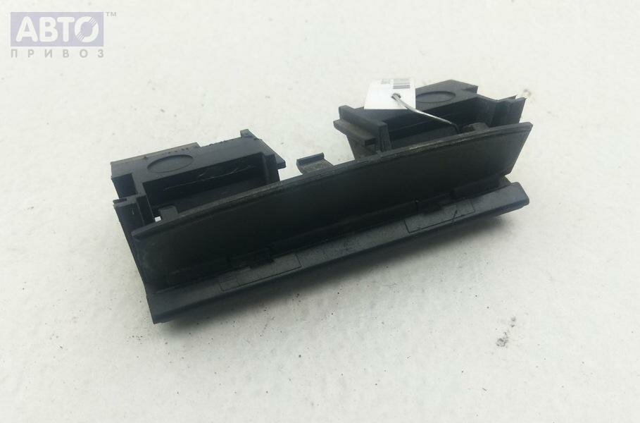 Кнопка открывания багажника Peugeot 307