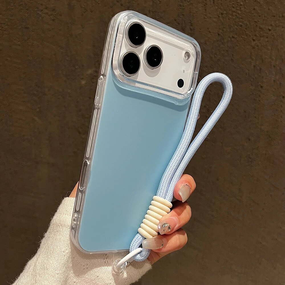 Голубой чехол на iPhone 7 со шнурком