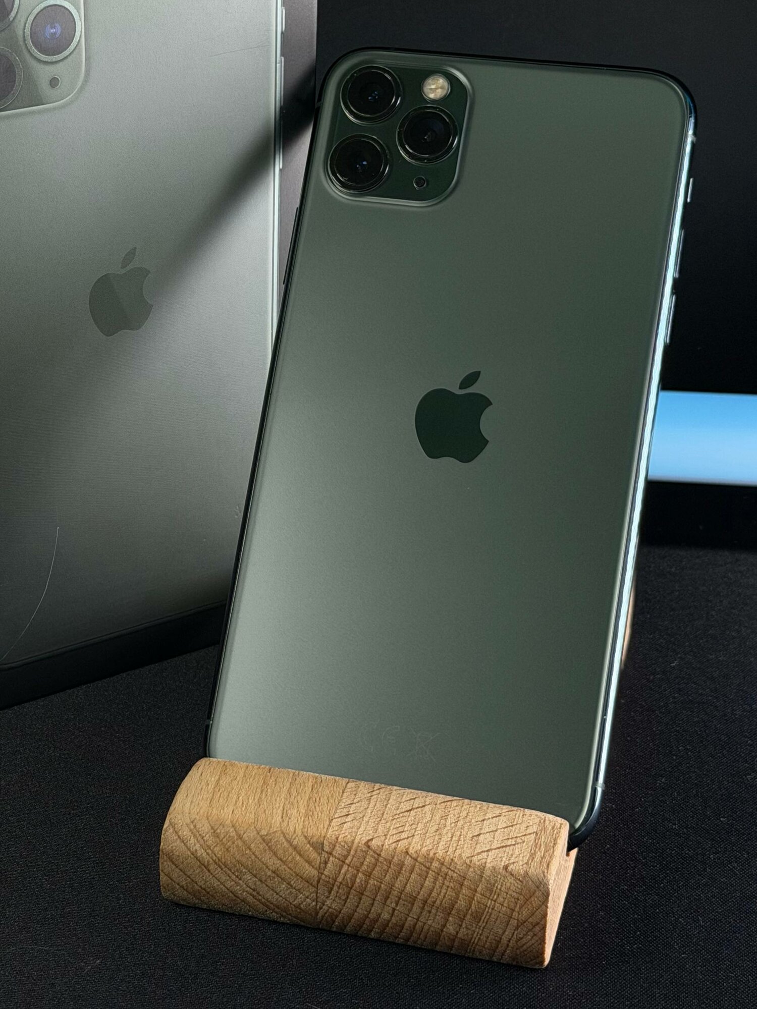 Смартфон Apple iPhone 11 Pro Max, 256gb, Midnight Green, FS, nano SIM + eSIM