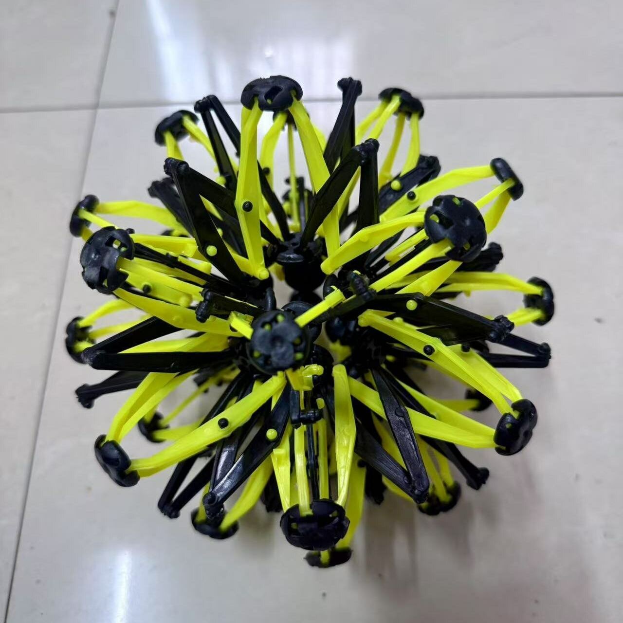 Игрушка для бросания и ловли на улице, детский мяч, магический растягивающийся мяч, трансформируемый цветочный мяч, расширяющийся и сжимаемый эластичный мяч