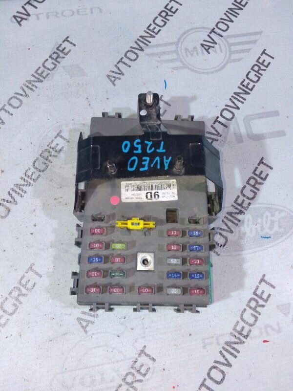 Блок предохранителей Chevrolet Aveo T 250 Б/У с пробегом