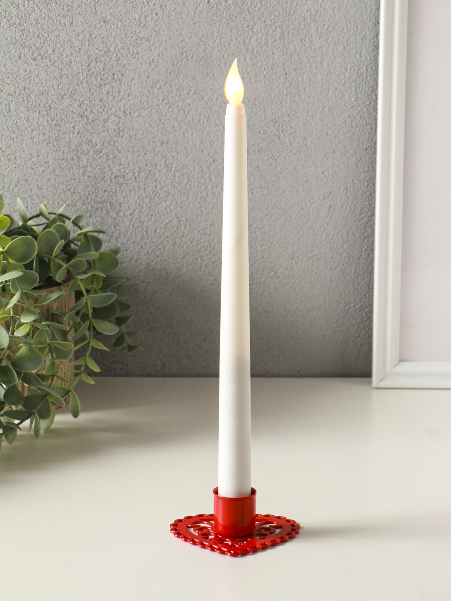 Металлический подсвечник на 1 свечу "Сердечко кружевное", 7x7.8x2.7 см, красный