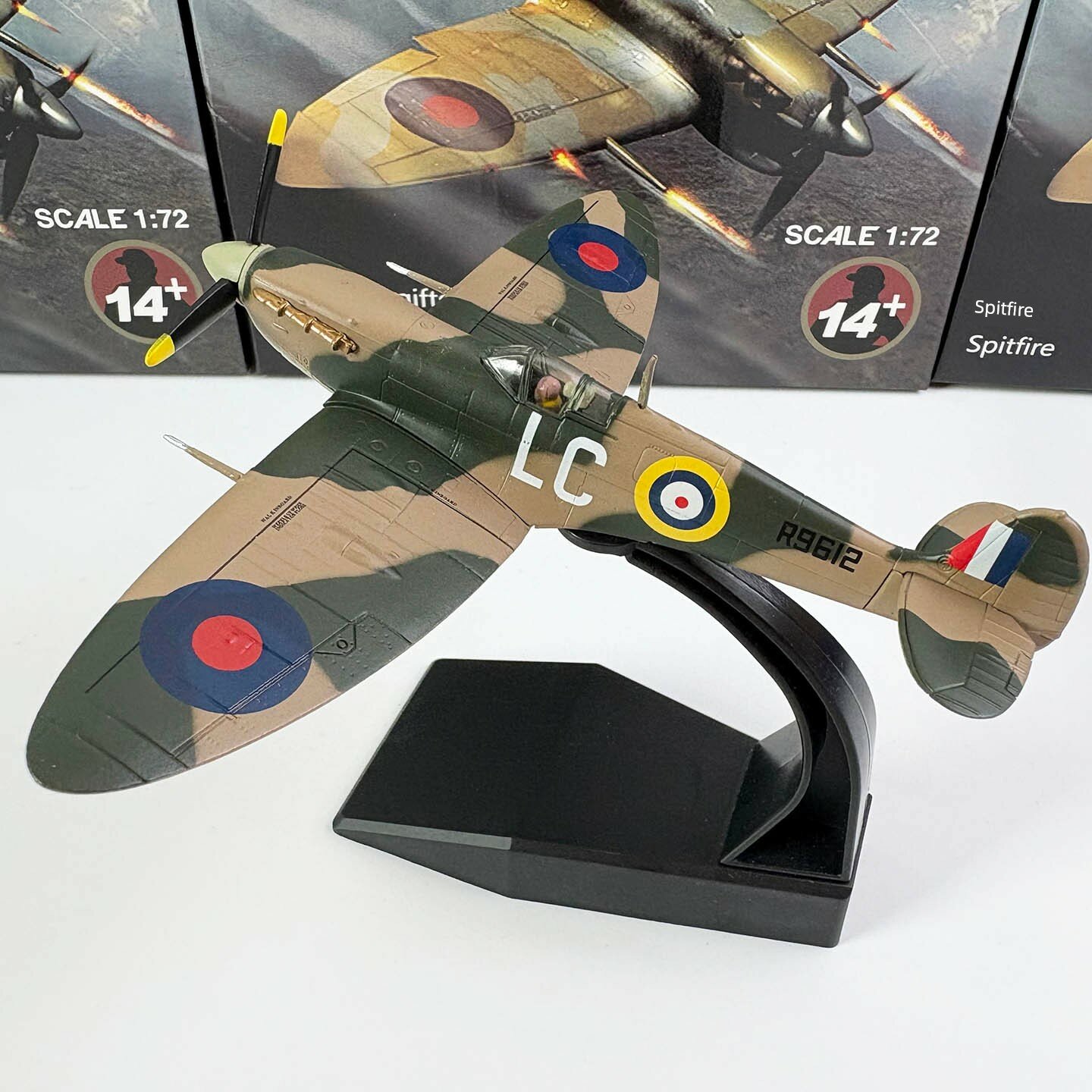 Масштабная модель истребителя Spitfire Британии WWII из сплава, коллекционная фигурка для декора R9612