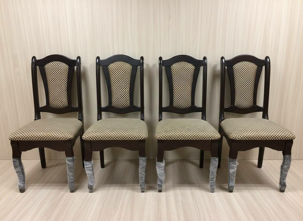 Стулья 4 штуки из массива березы . цвет венге. высота 97 см. ширина сиденья 45 см. Ульяновск. мягкая спинка . ткань жаккард.