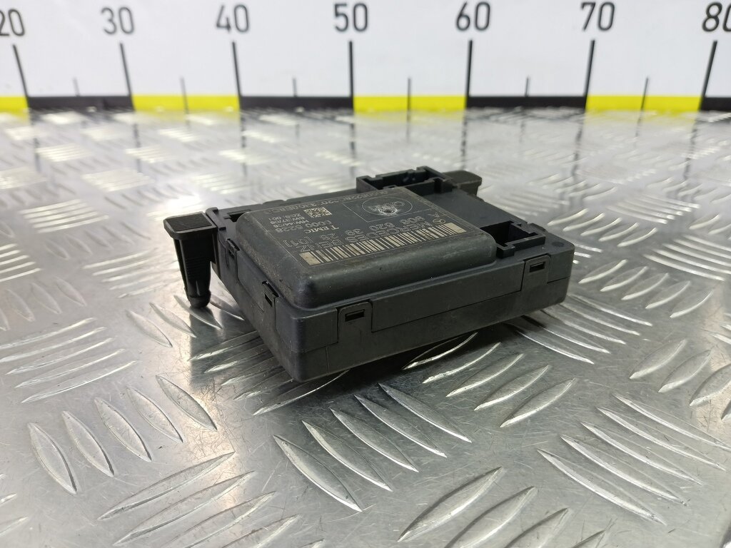 Блок комфорта Б/У для MERCEDES-BENZ Sprinter W906 (2006—2019) A9068203926