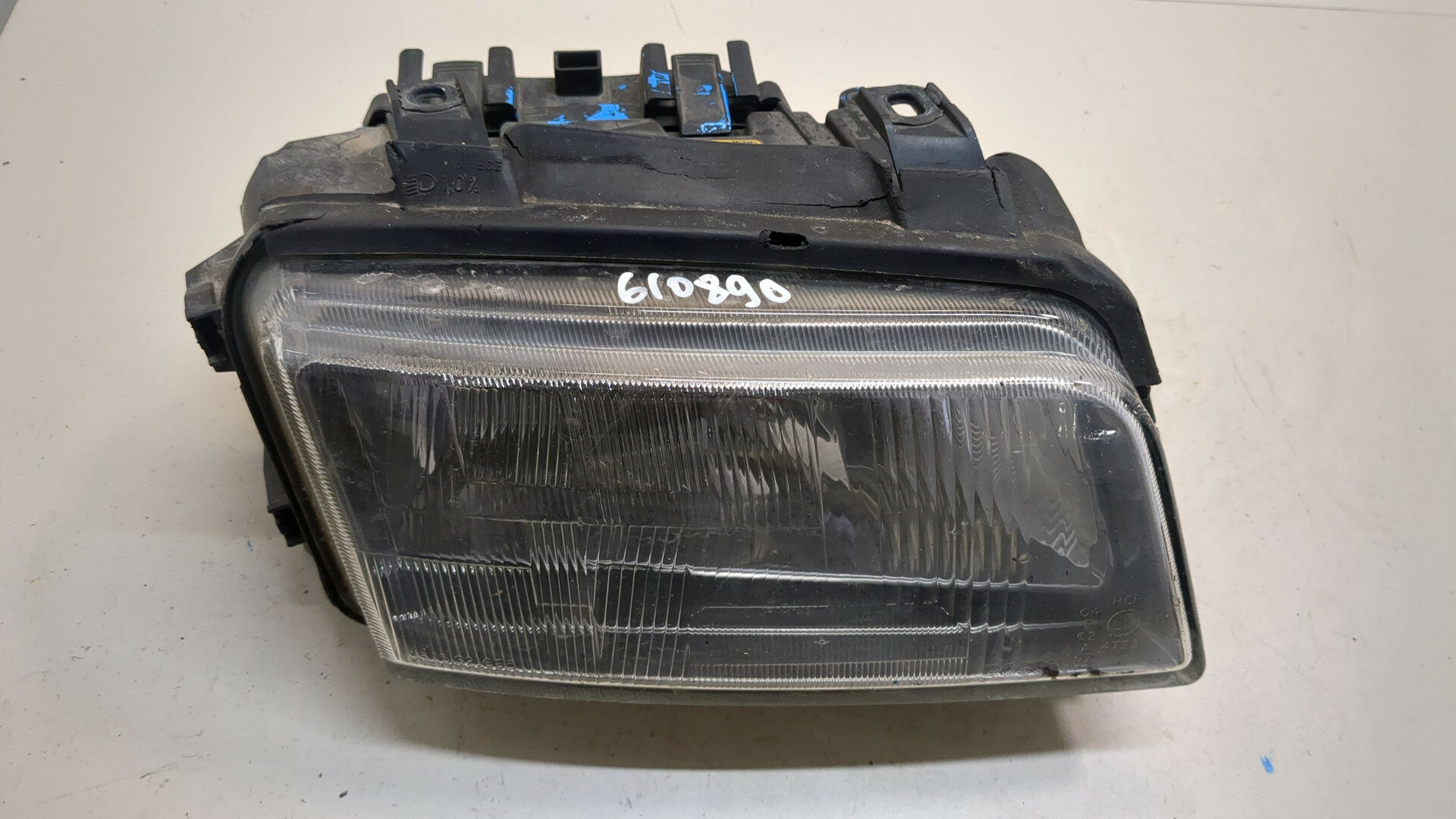 Фара (передняя) правая Audi A4 (B5) Б/У