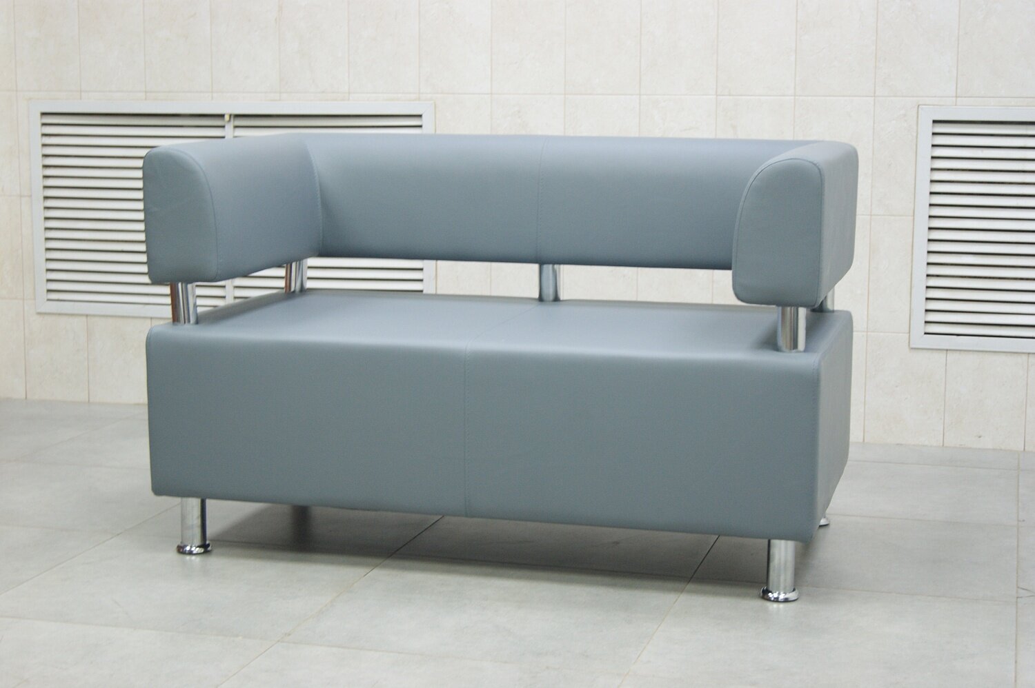 Офисный диван Хилтон 2-х местный Серый, 130х70х80 см