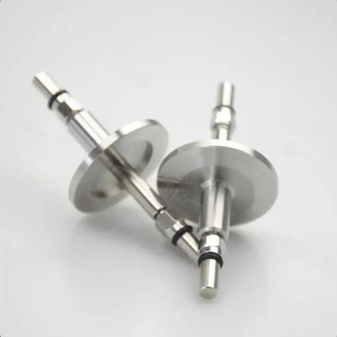 Вакуумный фланец KF25 M12 silver KF40