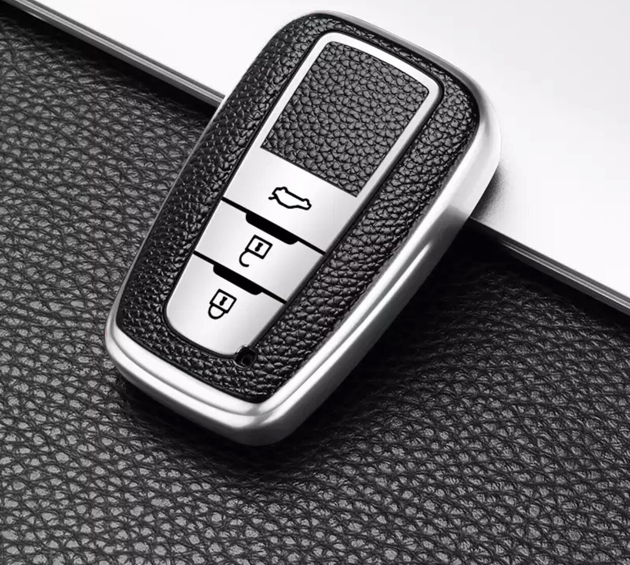 Чехол на не выкидной ключ TPU Toyota / Тойота silver