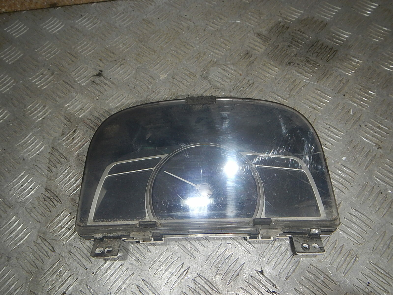 Б/У Панель приборов, Honda (Хонда)-CIVIC 4D (06-12) HONDA CIVIC 4D (06-12) Царапины на стекле. 318683 HONDA арт. 78200SN...