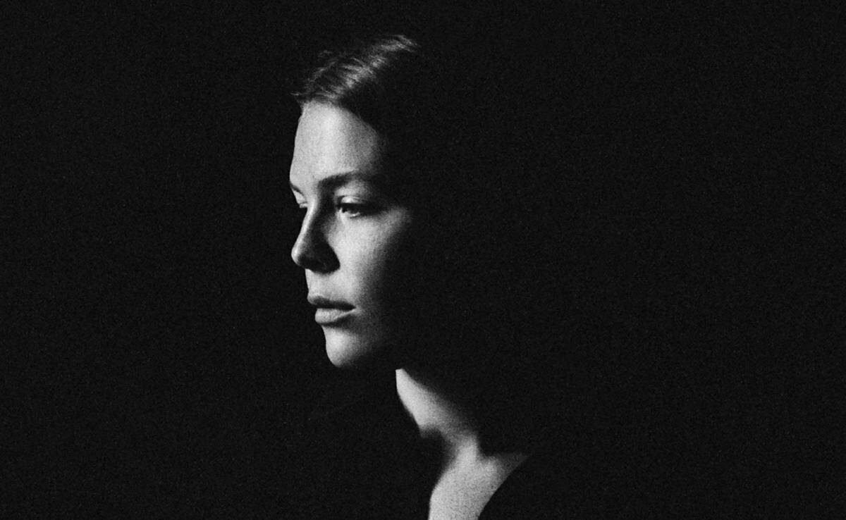 Виниловая пластинка Maggie Rogers – Notes From The Archive: Recordings 2011-2016 (2LP)