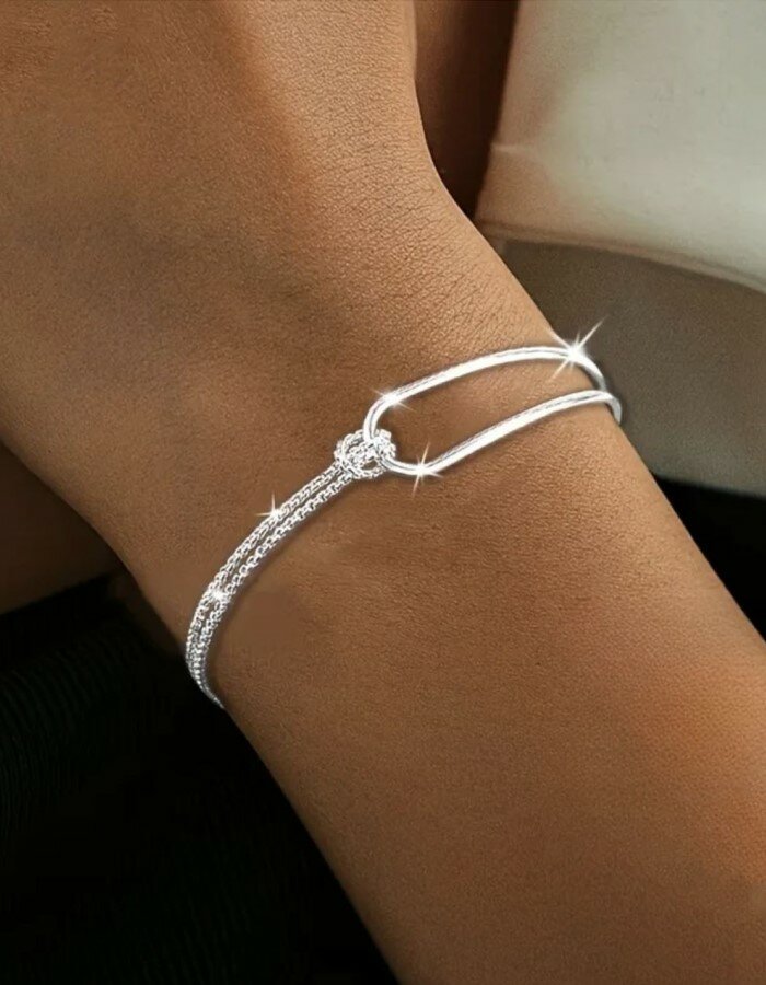 Жесткий браслет