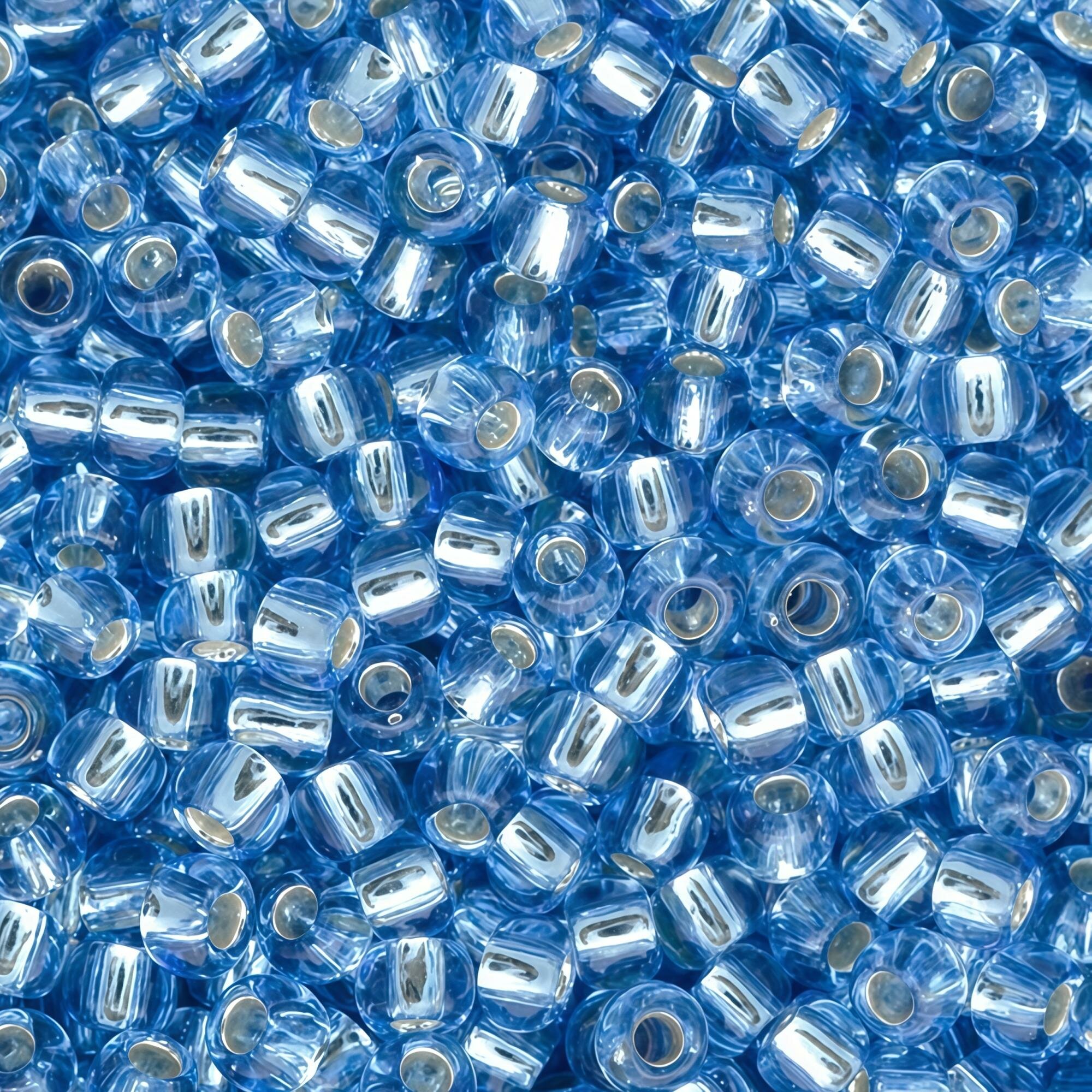 Бисер TOHO круглый, размер 10/0, цвет #33 (Внутреннее серебрение, светлый сапфир), 10 грамм