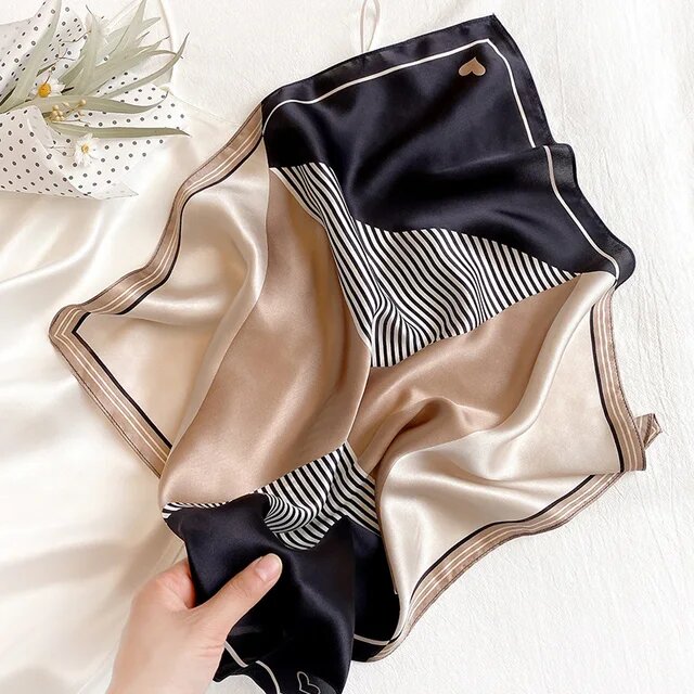 Дизайнерский полосатый женский хиджаб с принтом сердца, роскошный квадратный шелковый шарф, атласная повязка на голову, шарфы 70 см, бандана, носовой платок, платок, шаль