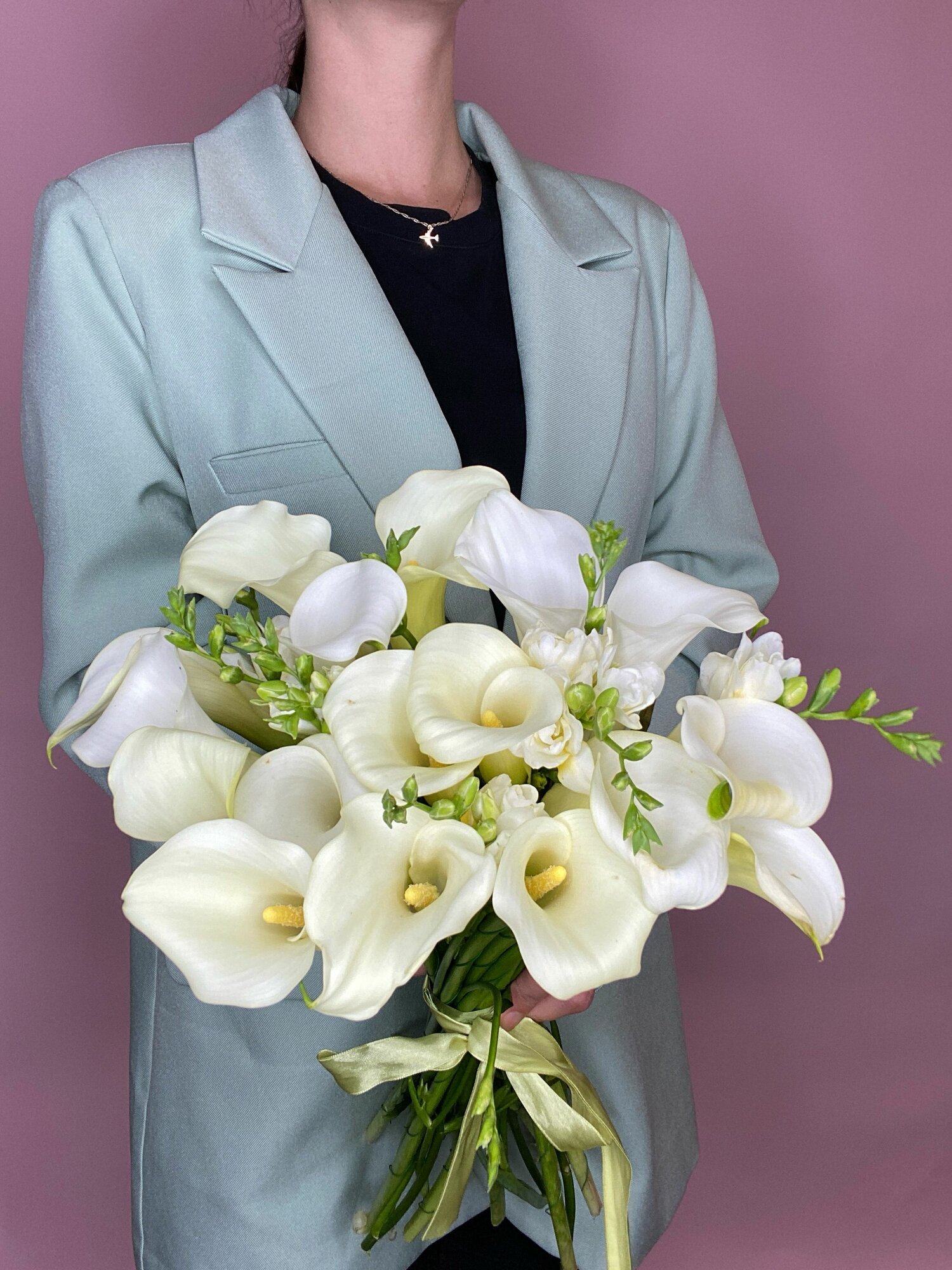 Каллы с фрезиями