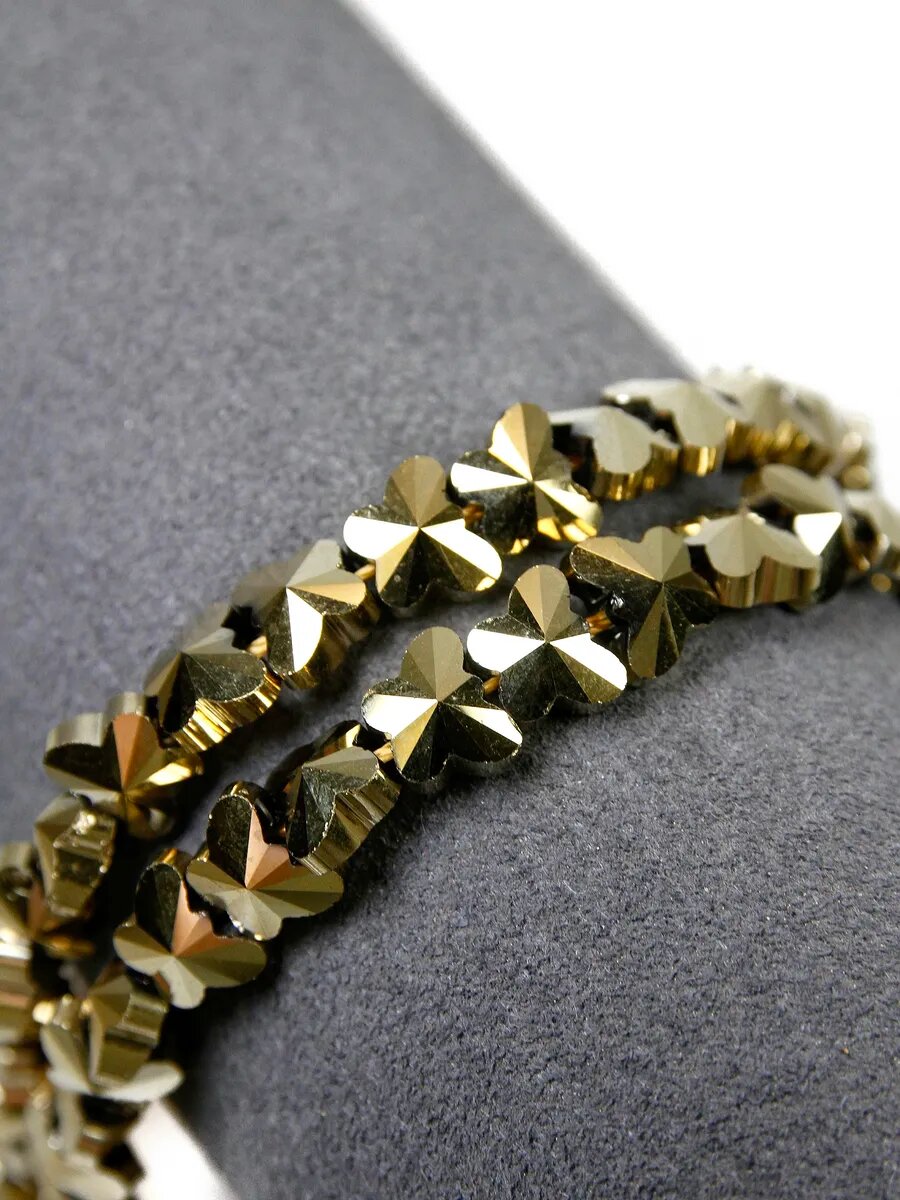 Бабочка, золотистое стекло - 6.5х8 мм, 30 шт