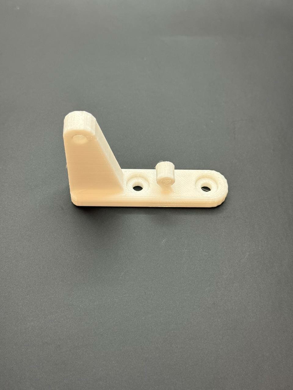 Петля средняя для холодильника совместима с Vestfrost пластик